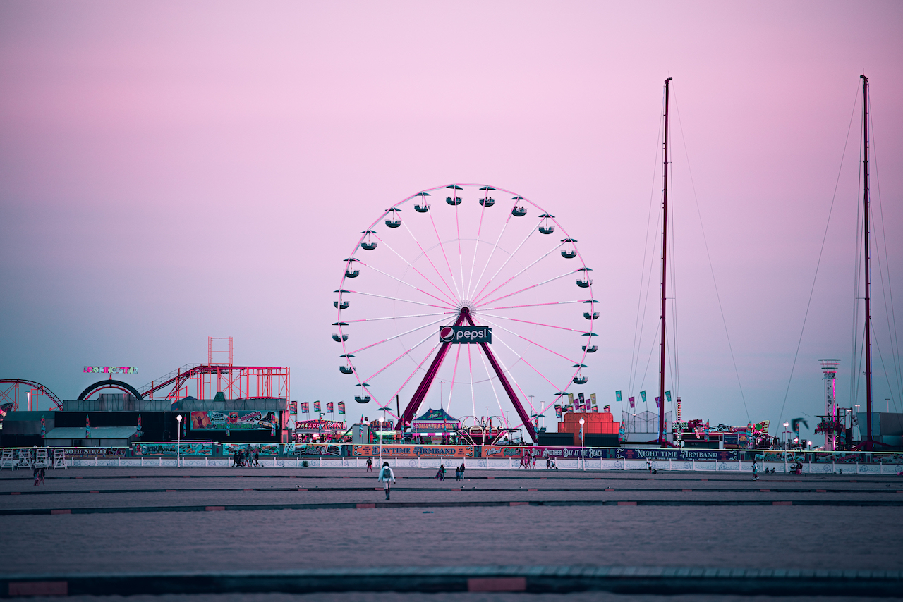 Ways to Save at Jolly Roger Amusement Parks | Ocean City, Maryland